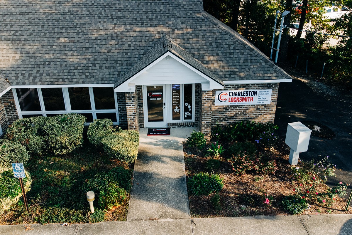 Contact Charleston Locksmith – Expert Lock & Key Services | (843) 380-5647